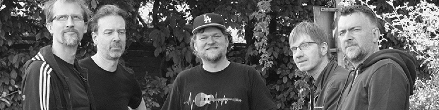 JOHNNY BOB - Zeit der Besinnung | eclipsed Rock Magazin